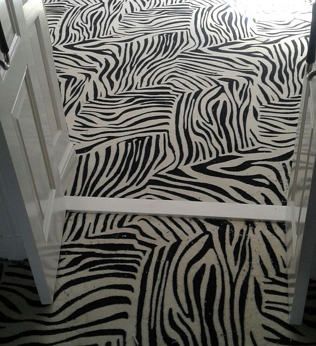 Zebraprint tapijt leggen in Leidschenveen-Ypenburg